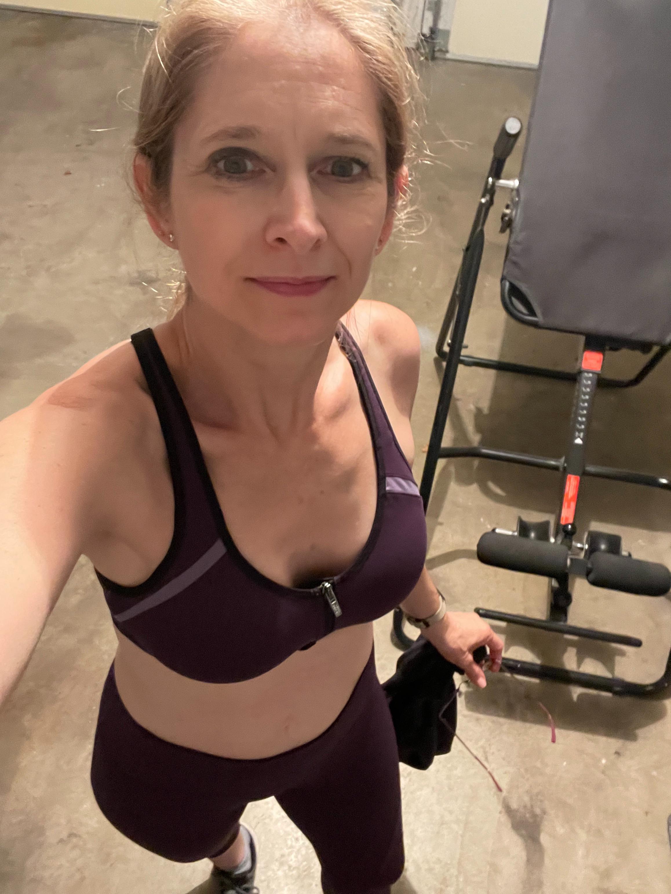 Discover more like Fitgirls: Time for my evening stroll with the 🐕. and Related Content | Scrolller