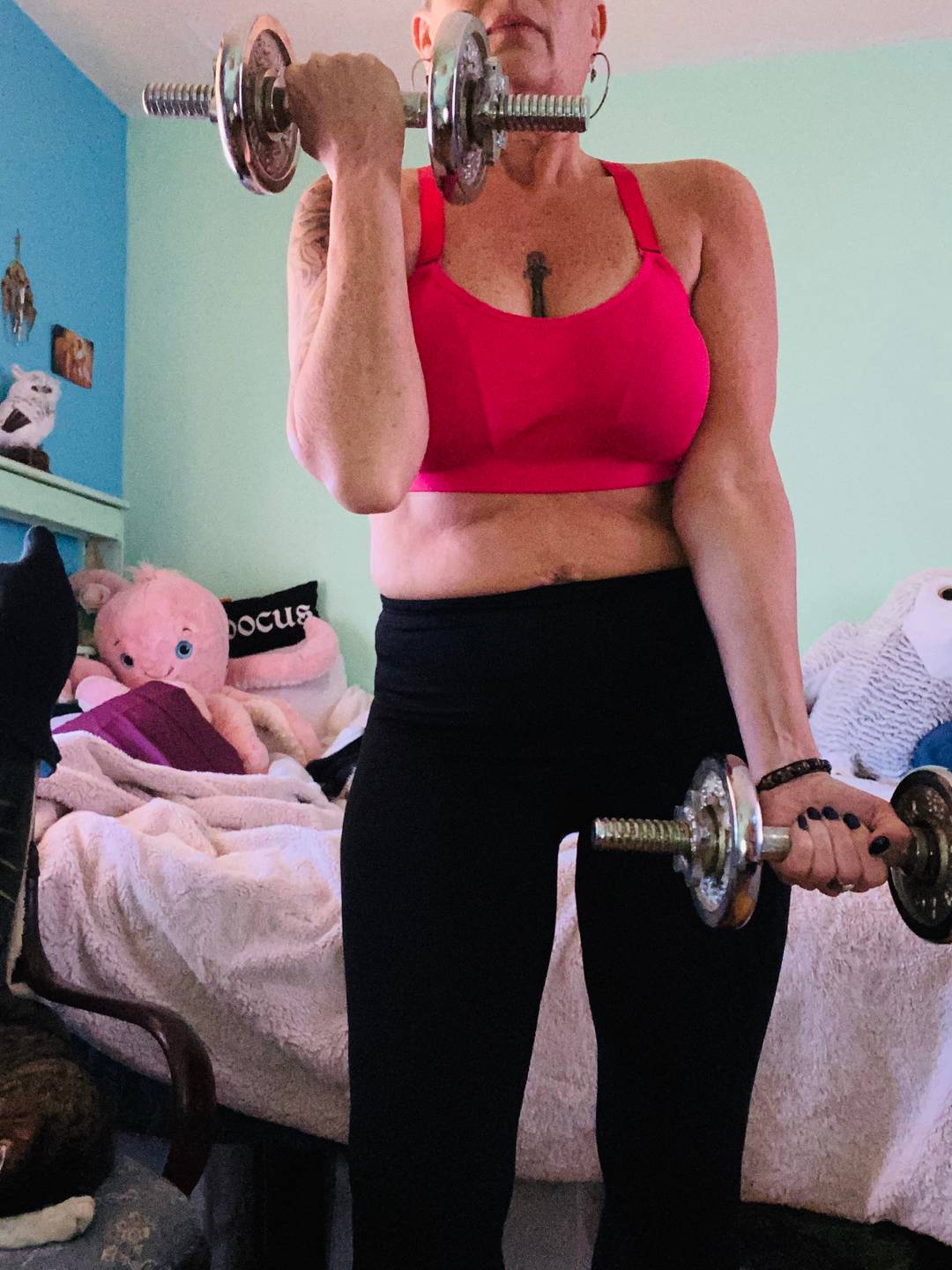 Time for my workout gotta stay in shape keep y’all cumming back for more 😈 | Scrolller