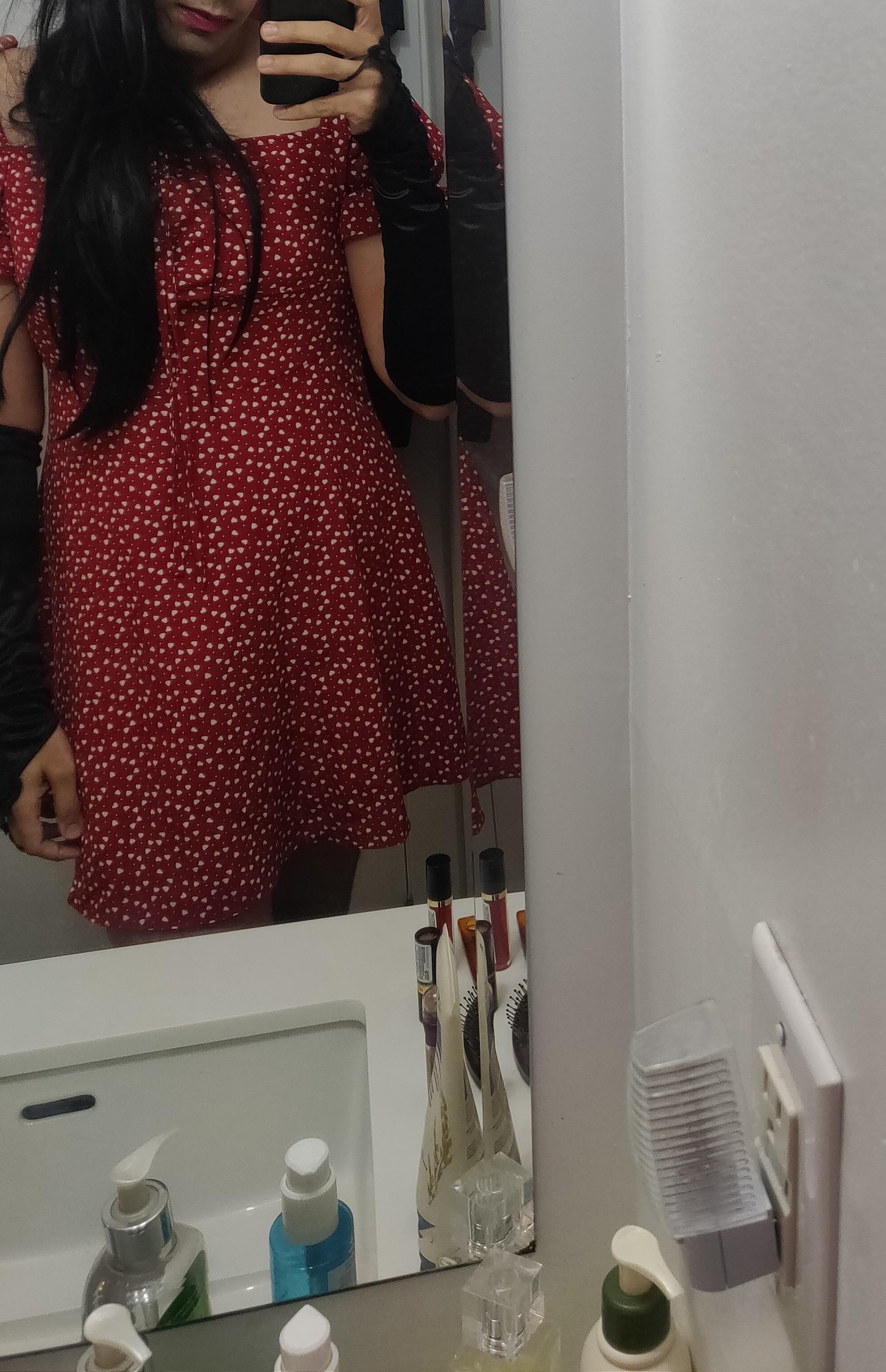 Time to buy new dresses! | Scrolller