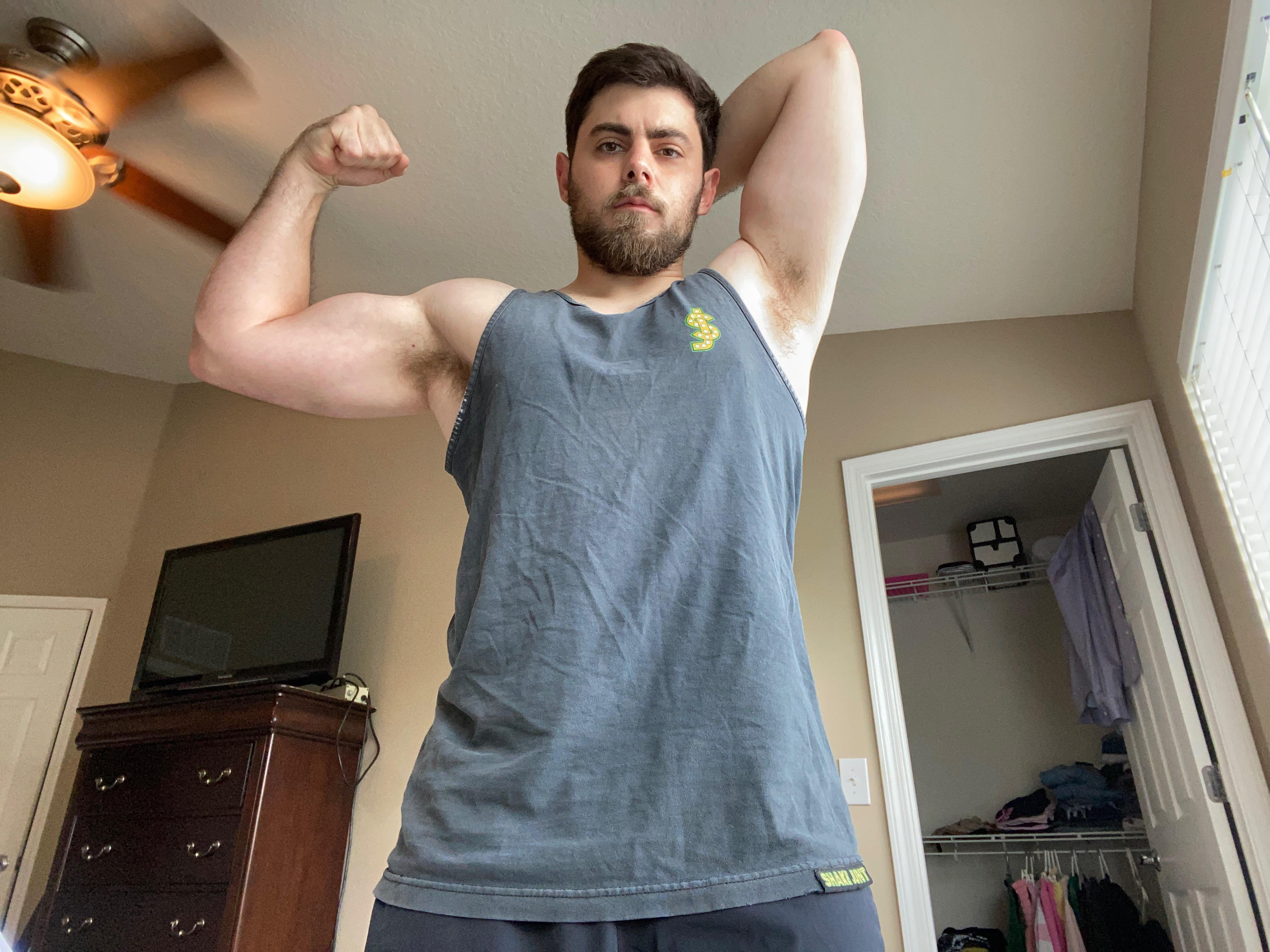 Time to feast boys 🤤 | Scrolller