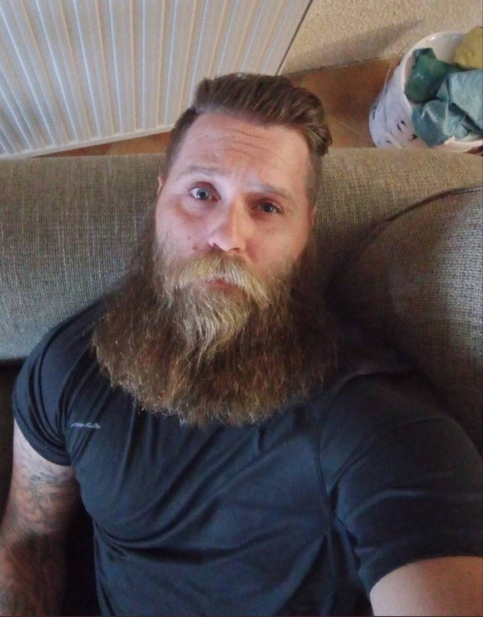 Tired beard .... | Scrolller