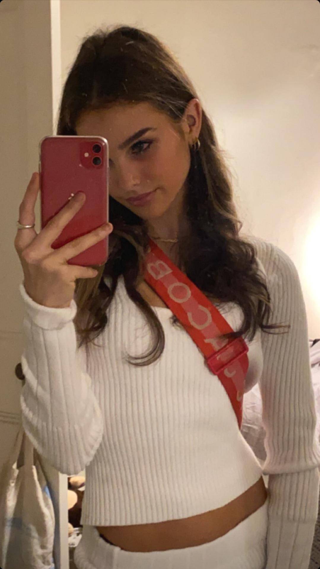 here's my tired face💕 (f17) | Scrolller