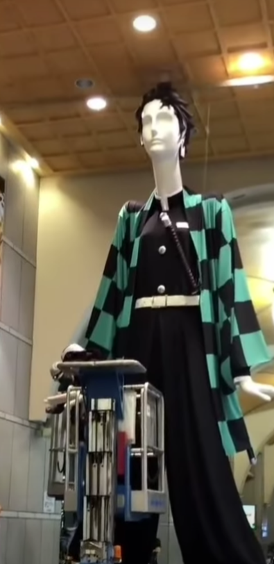 Titan tanjiro | Scrolller