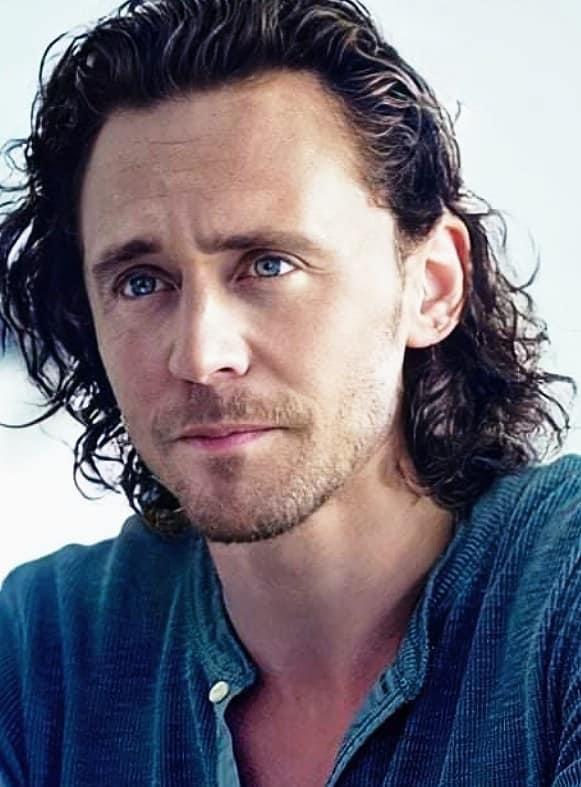 Tom Hiddleston | Scrolller