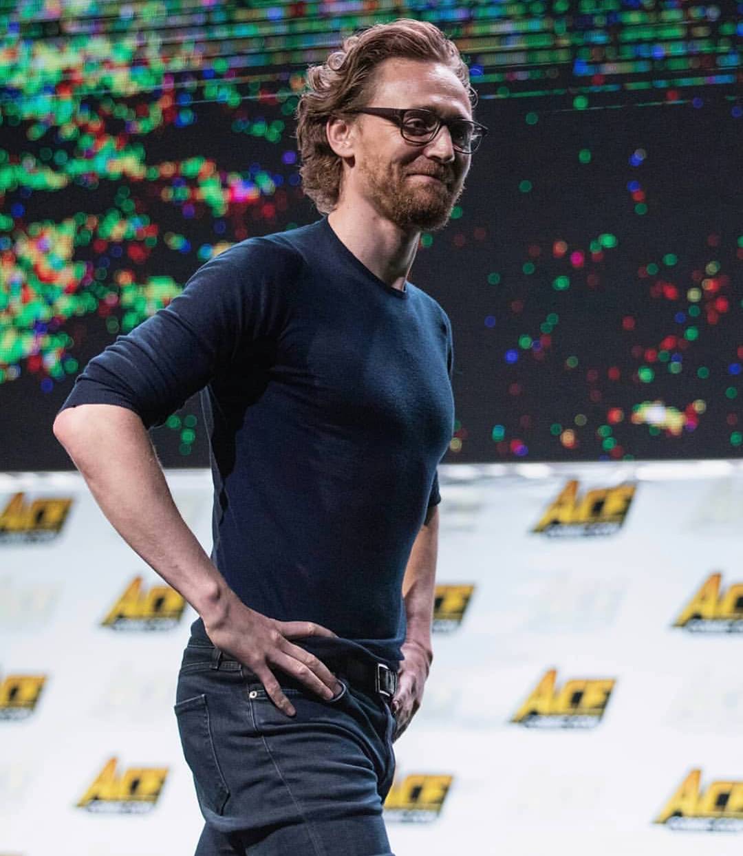 Tom Hiddleston at his ACE panel 6/24/18 | Scrolller