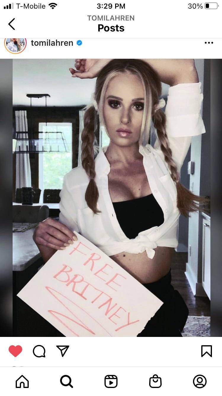 Tomi Lahren pretending to be Britney | Scrolller