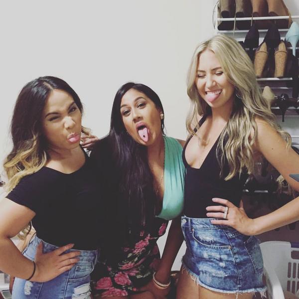 Tongues Out | Scrolller