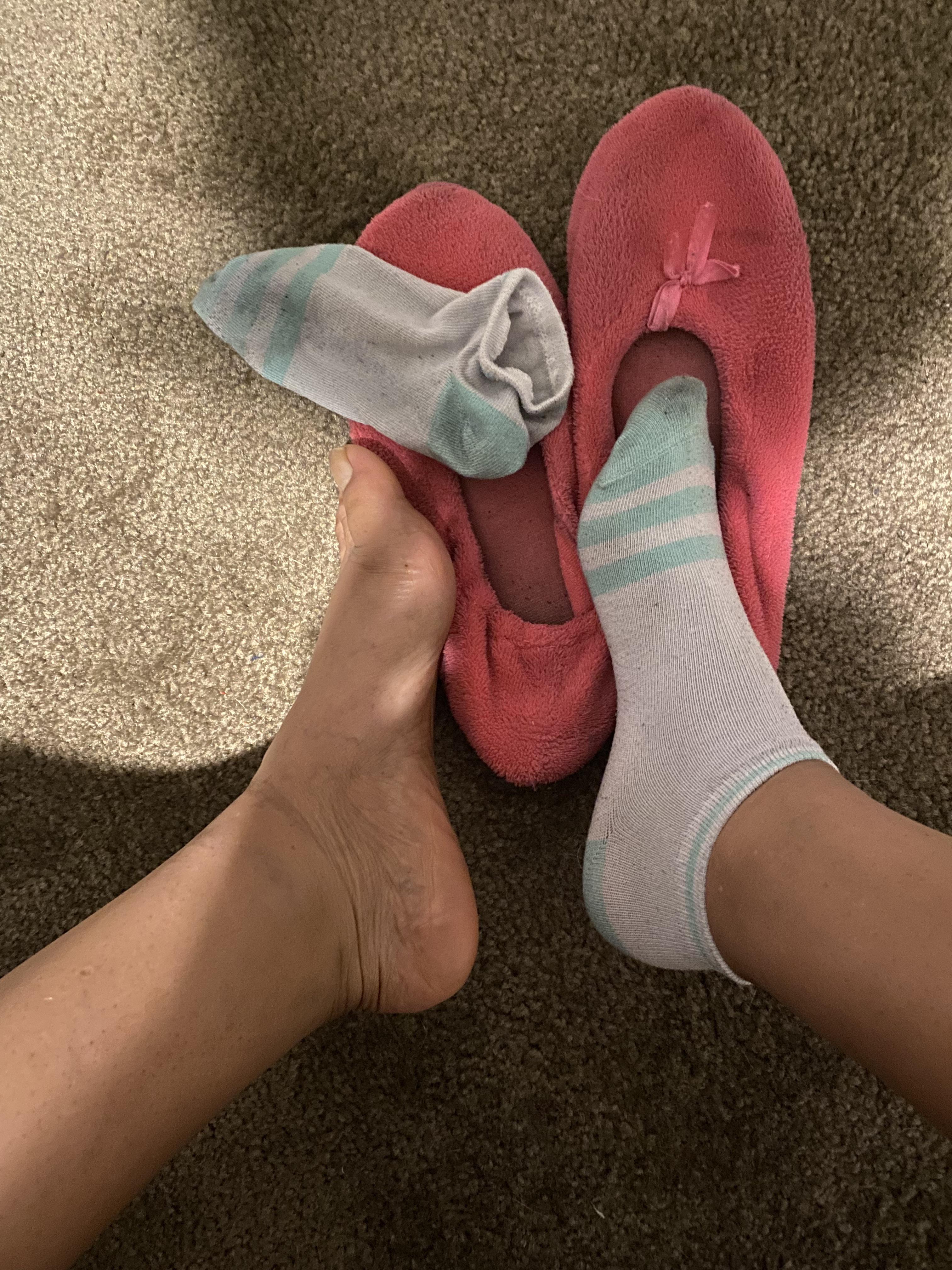 Smelly socks | Scrolller