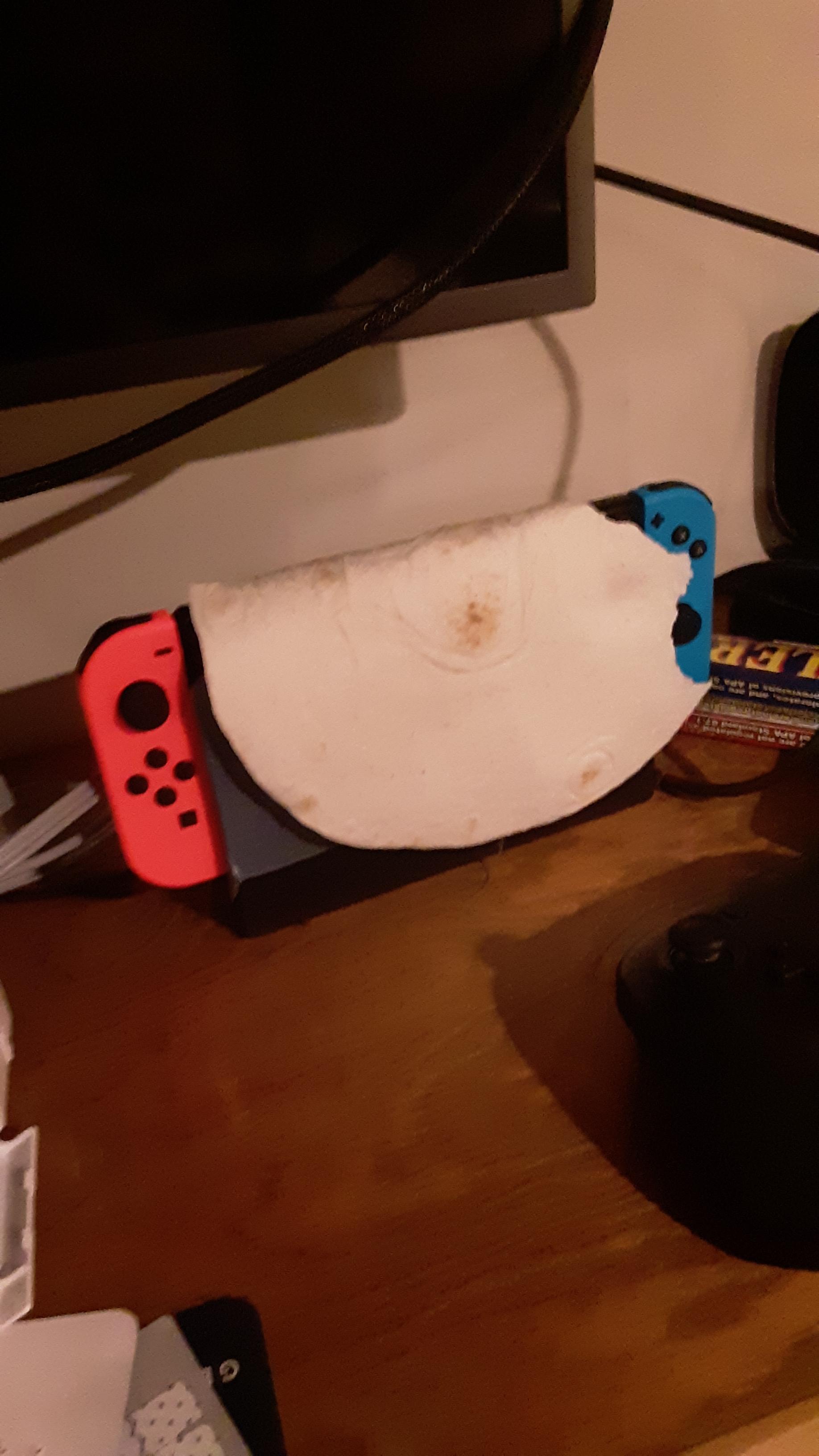 Tortilla switch | Scrolller