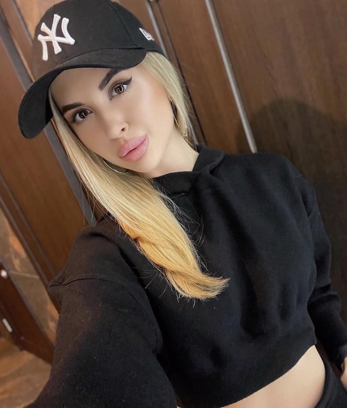 Total doll | Scrolller