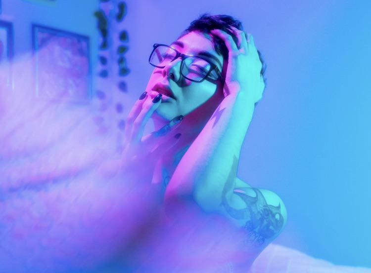 Touch me | Scrolller