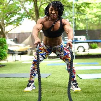 Towanda Smith | Scrolller