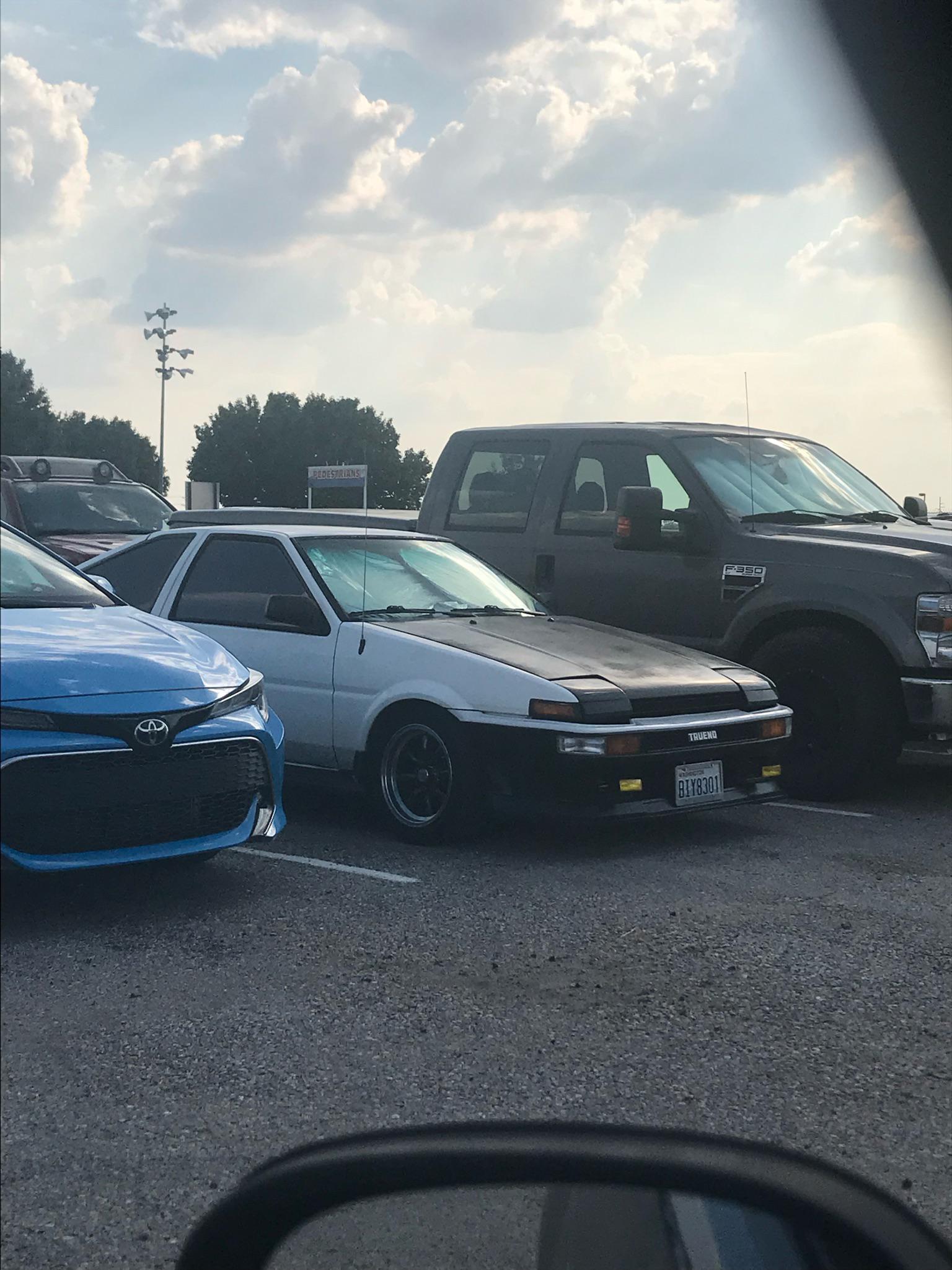 [Toyota AE86] | Scrolller