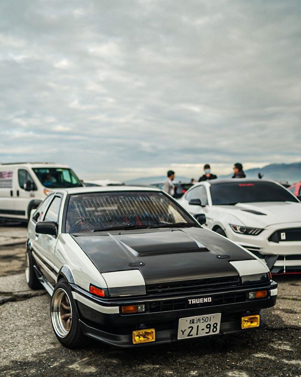 Toyota AE86 | Scrolller