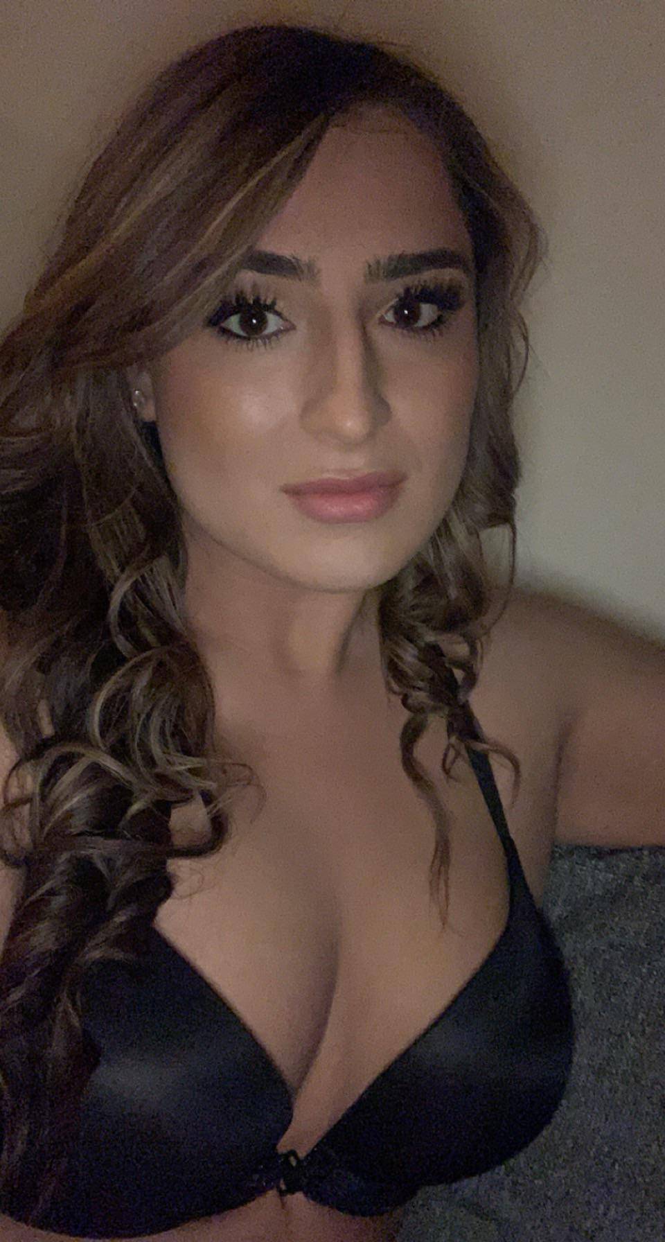 Trapped ? | Scrolller