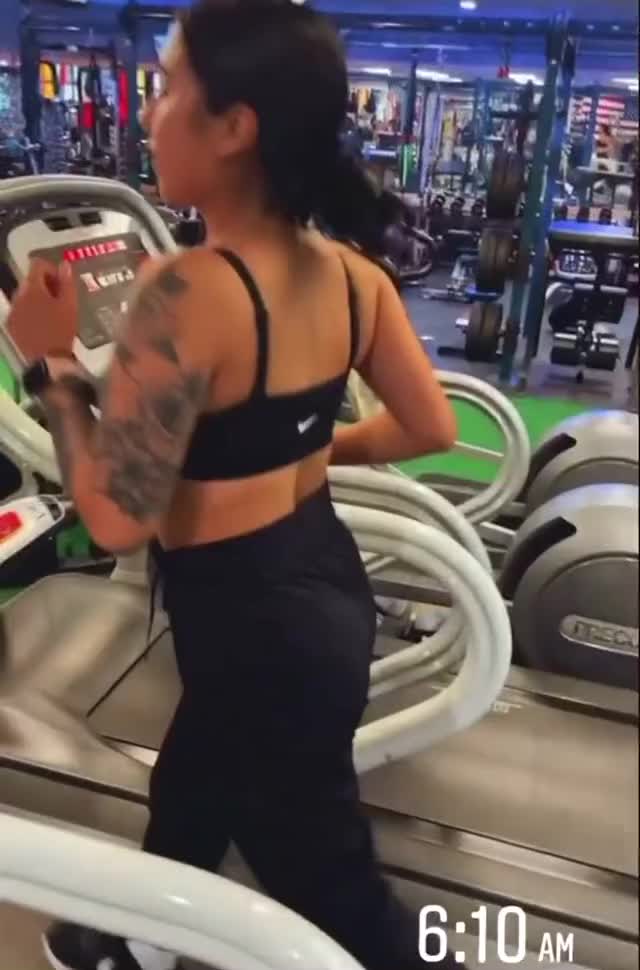 Treadmill | Scrolller