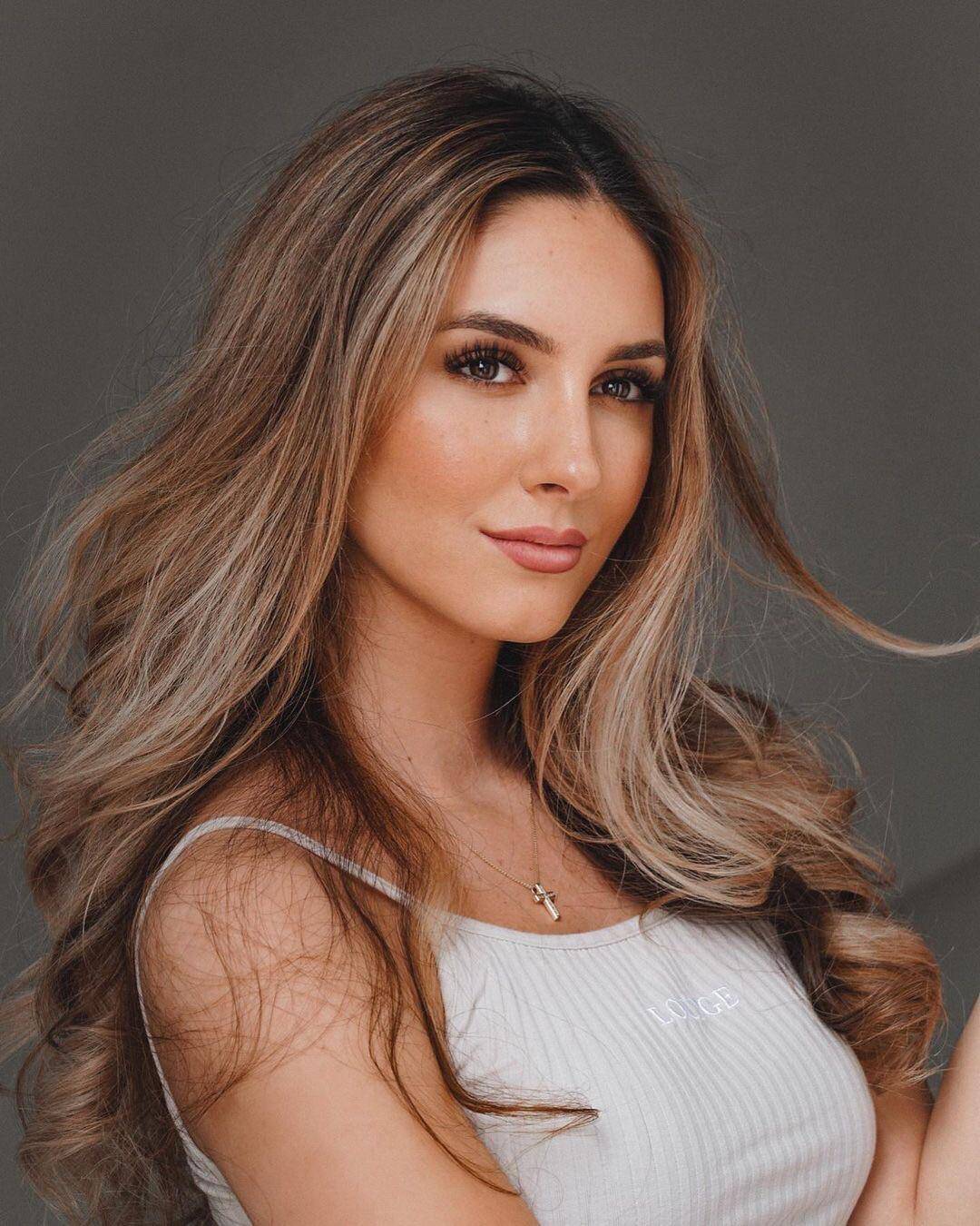 Truly Beautiful | Scrolller