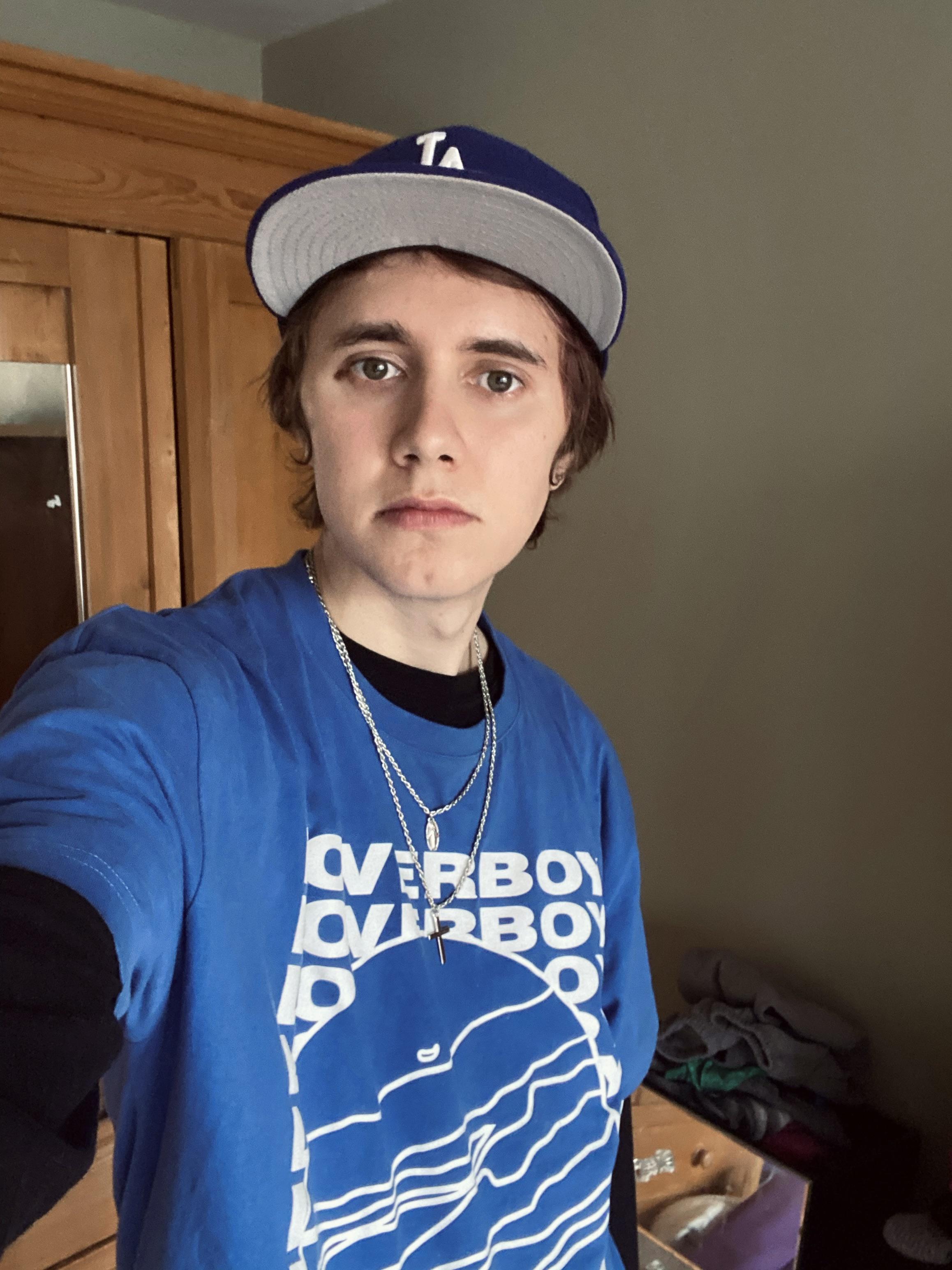 Trying a different look! | Scrolller