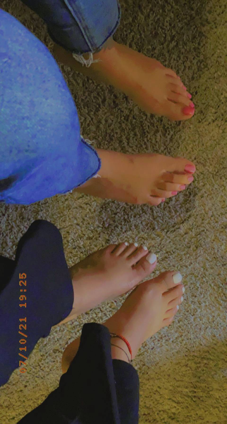 Trying to have 3 some | Scrolller