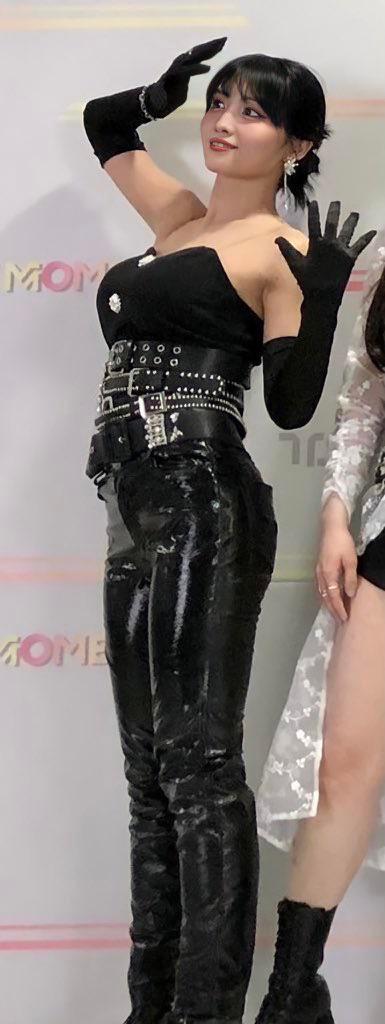 Twice - Momo | Scrolller