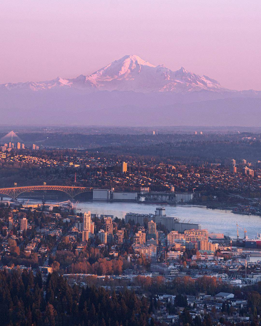 Twilight hues | Scrolller