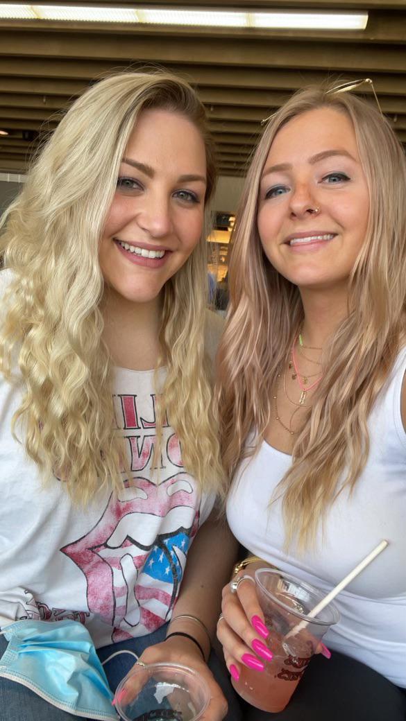 Two blondes. Pic your fav | Scrolller