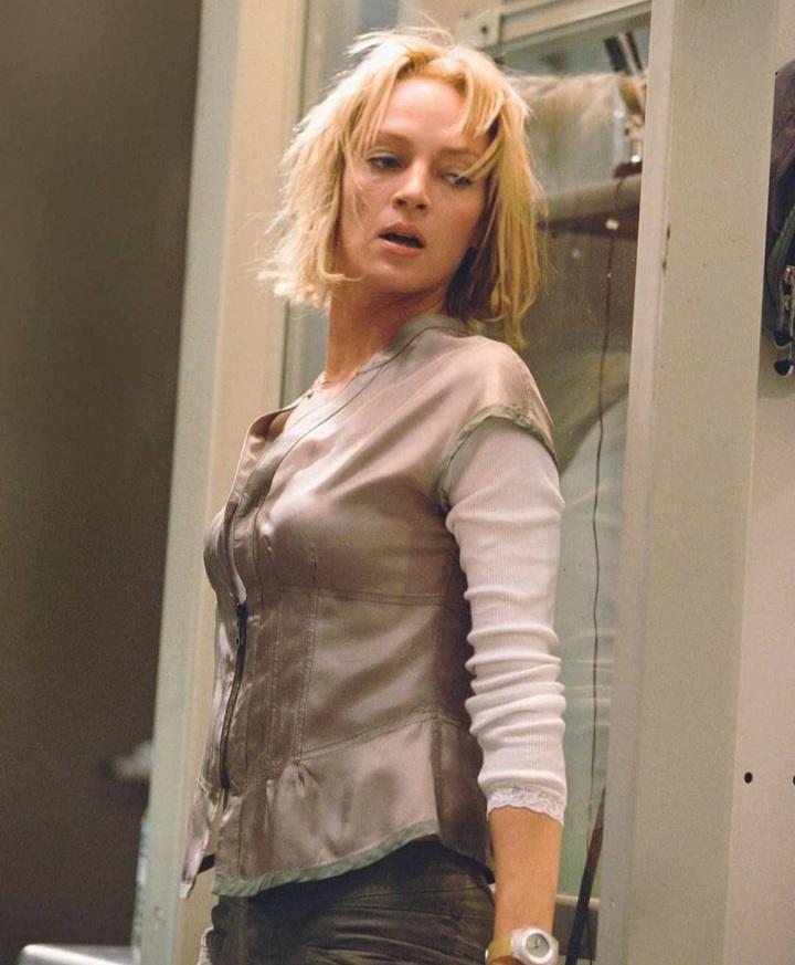 Uma in the 2003 film "Paycheck". Just a perfect body! | Scrolller