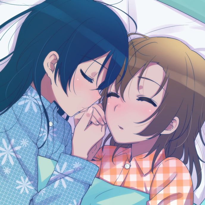Umi and Honoka [Love Live!] | Scrolller