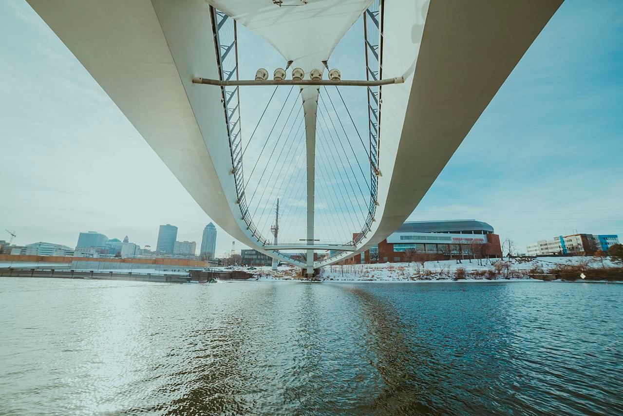 Under the pedestrian bridge | Scrolller