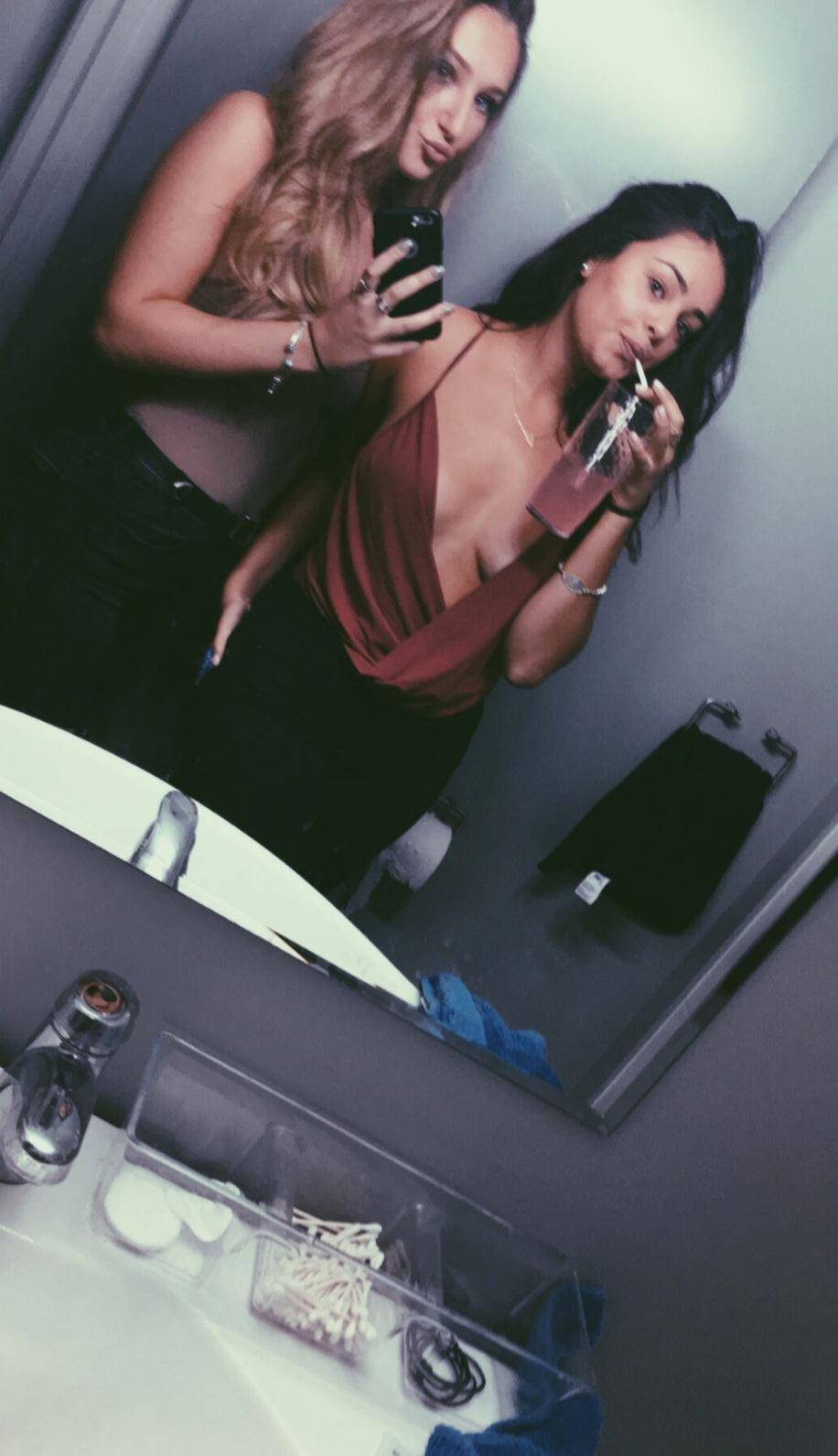 Uni girls 2 [2] | Scrolller