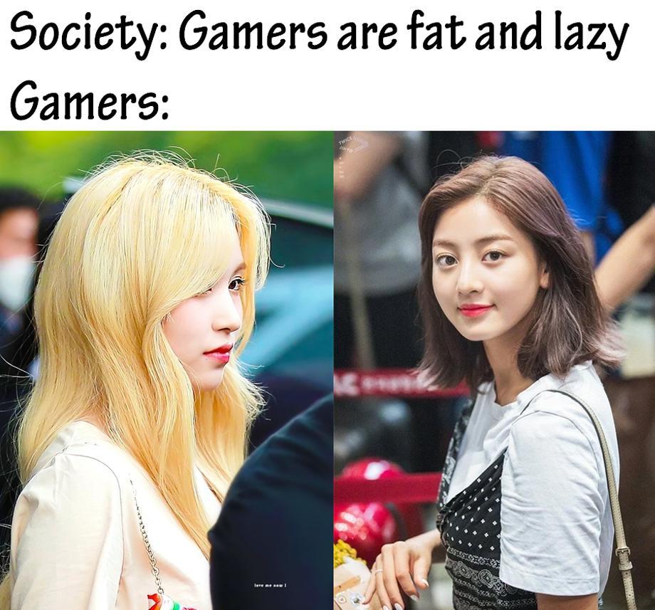 Uno reverse card | Scrolller