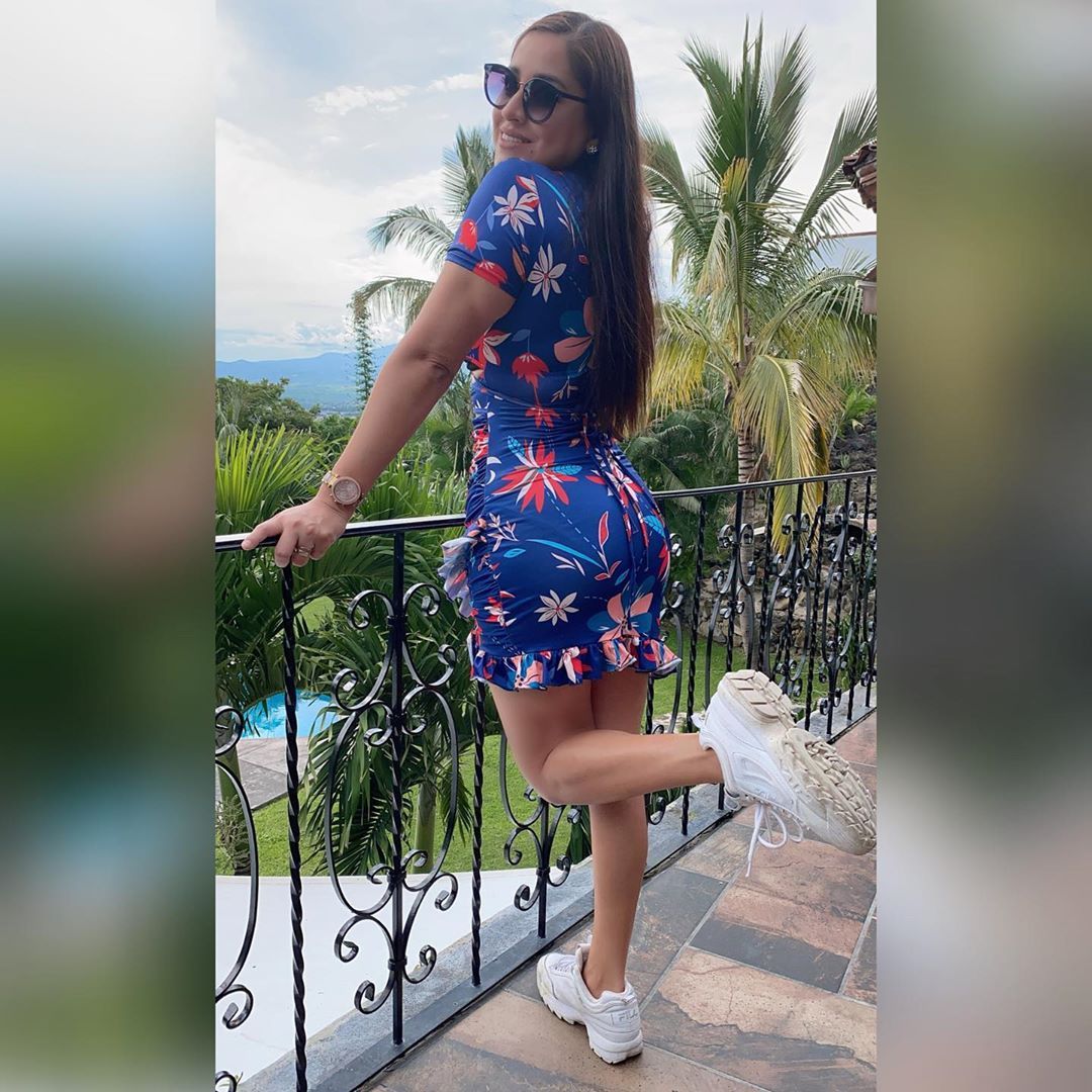 🔥🍑 | Scrolller