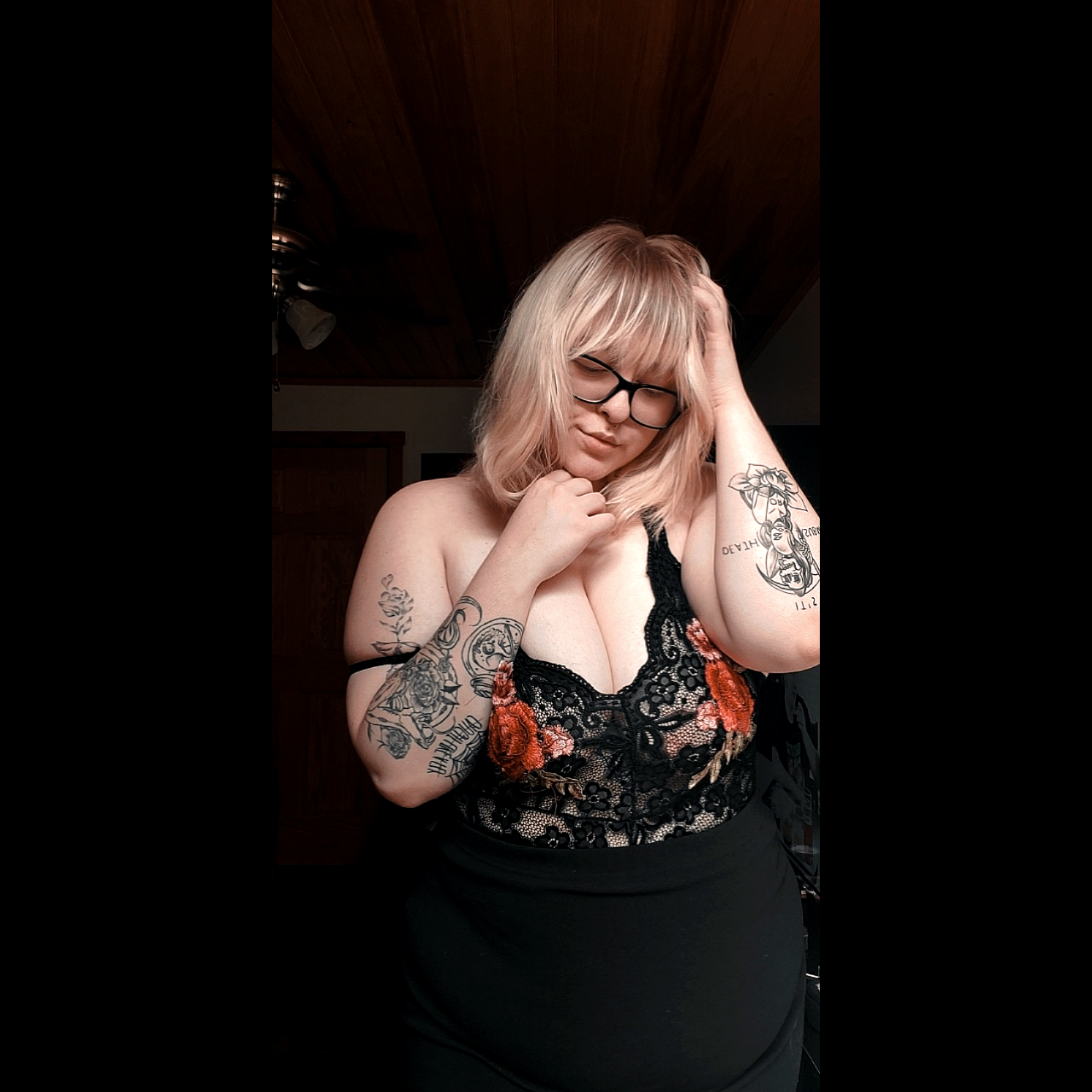 roses are red... | Scrolller