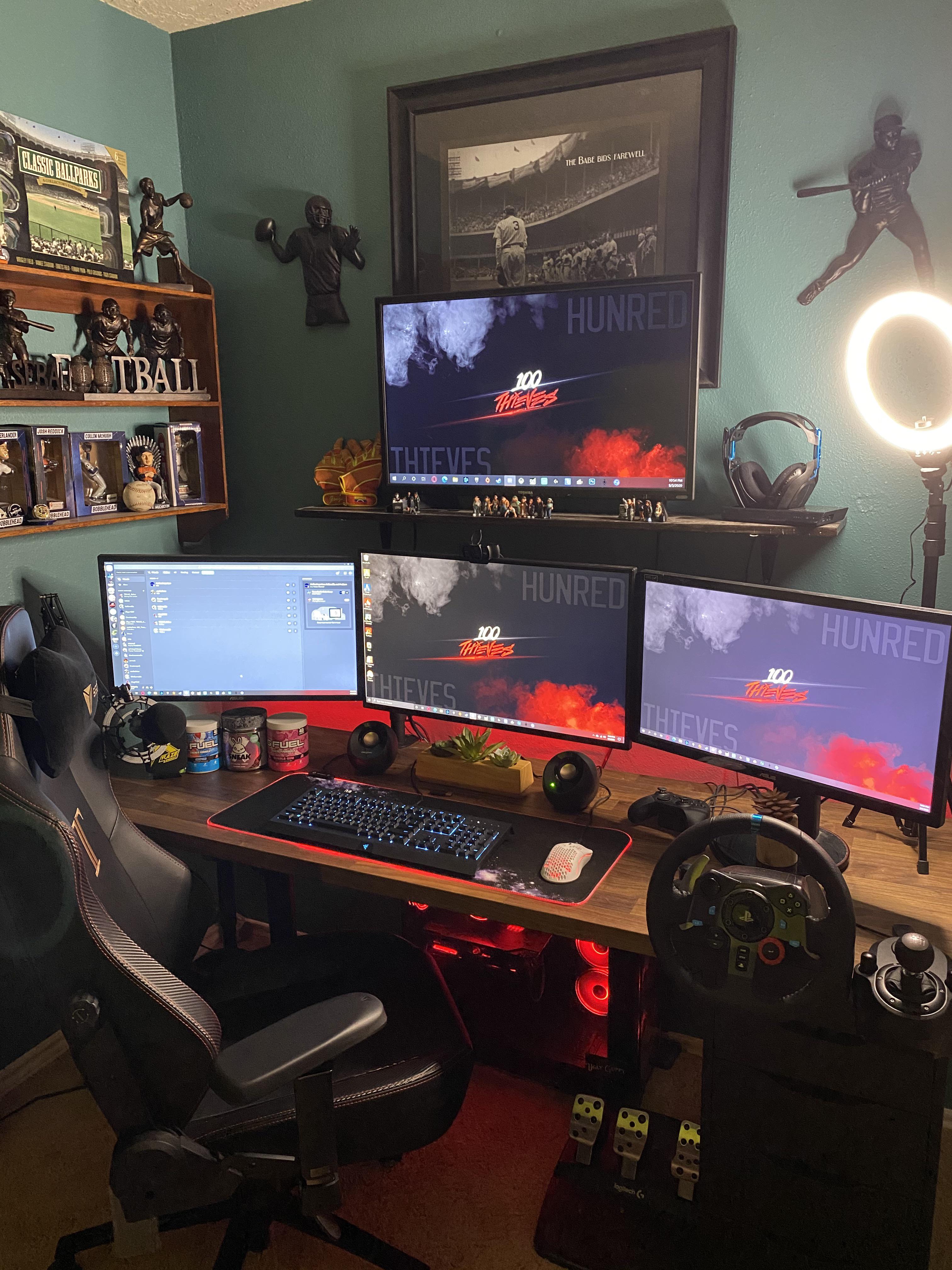 Upgraded my battle station | Scrolller