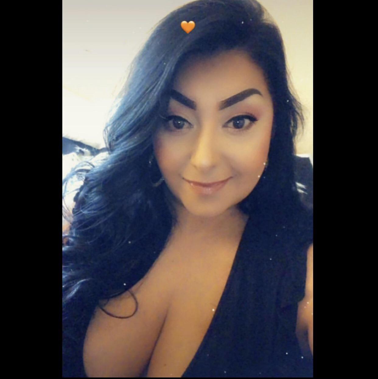 Upvote if you want to get a task from me and DM🥰🥰 | Scrolller