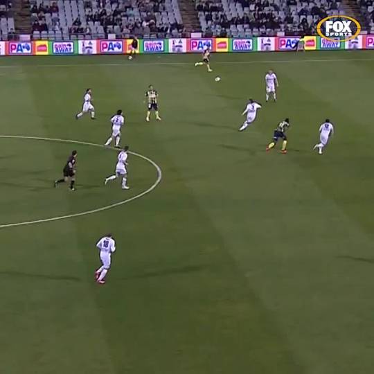 Usain Bolt's first Professional Soccer Goal | Scrolller