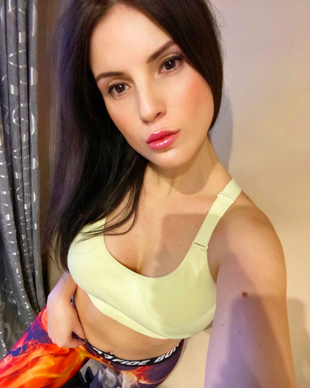 Wanna cum on my tits? | Scrolller