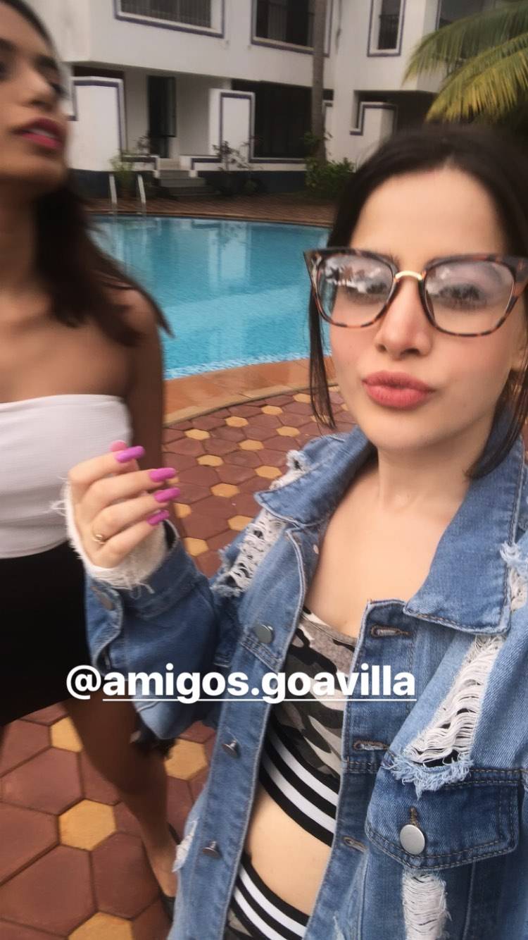 Vacation | Scrolller