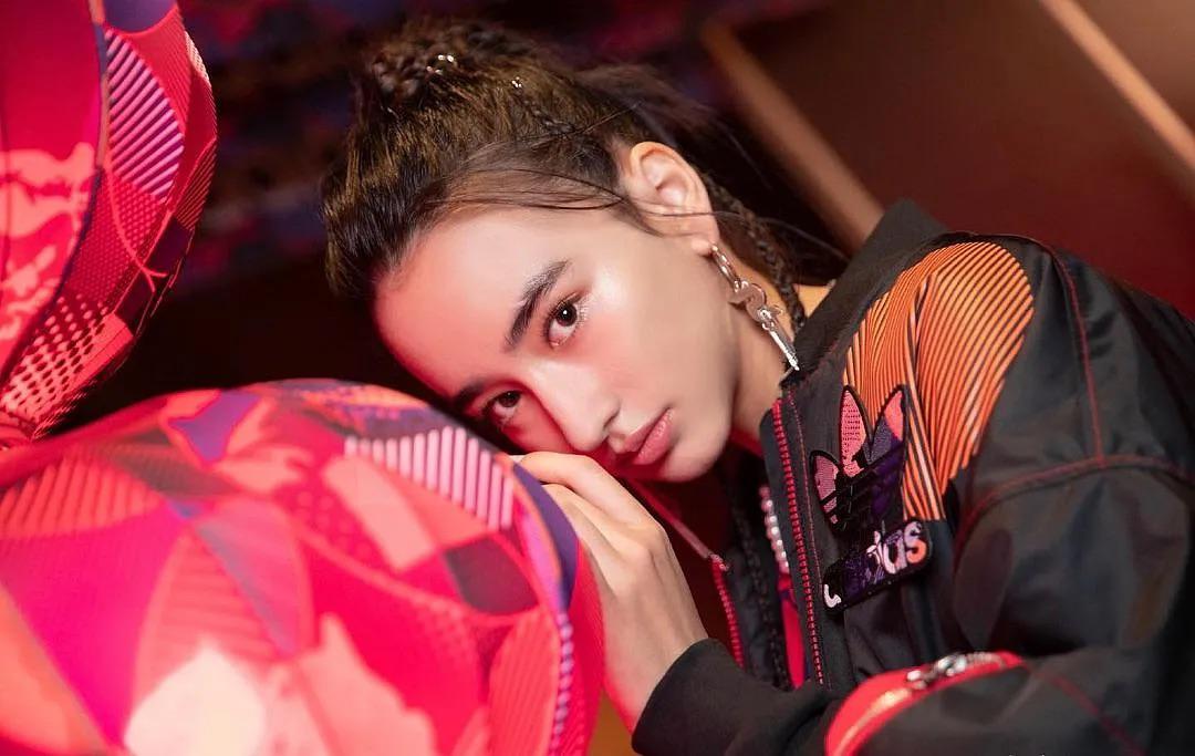 Vanda 💖 | Scrolller