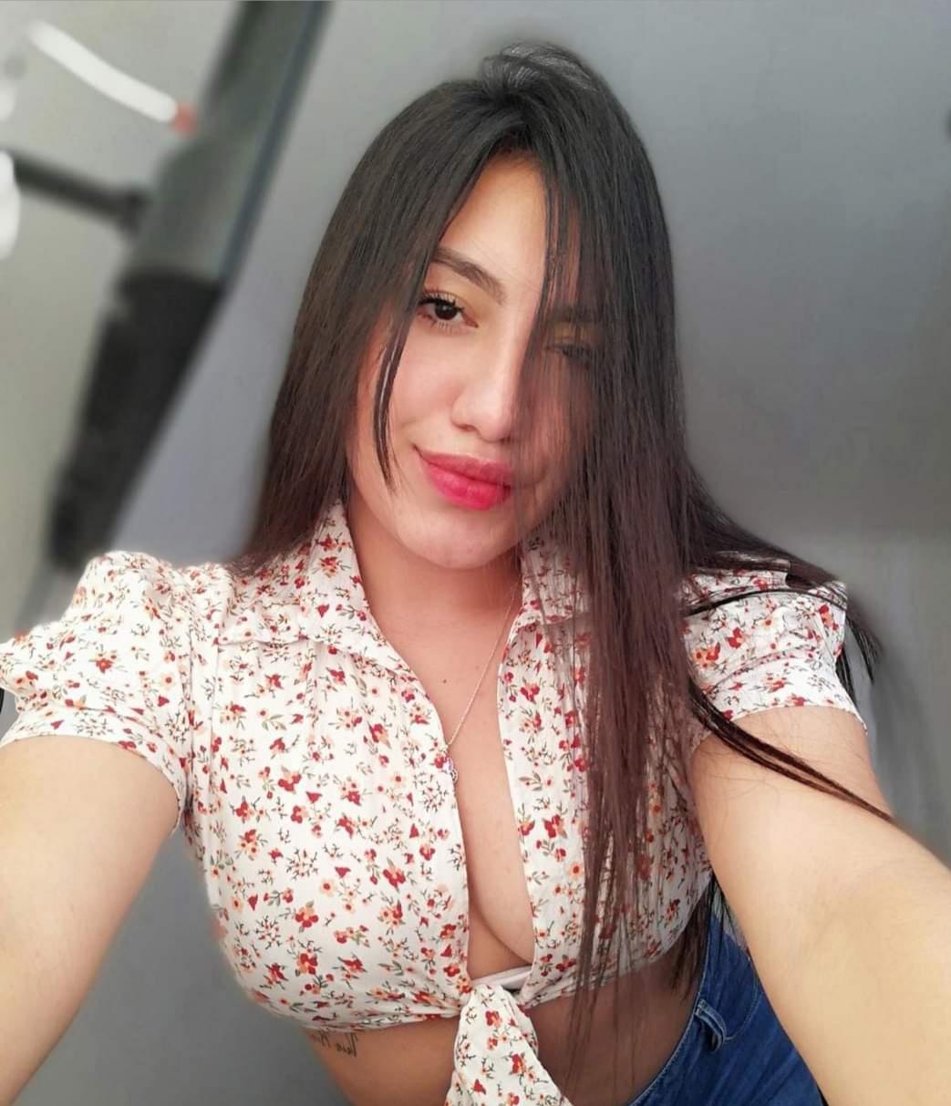 Vanessa... | Scrolller