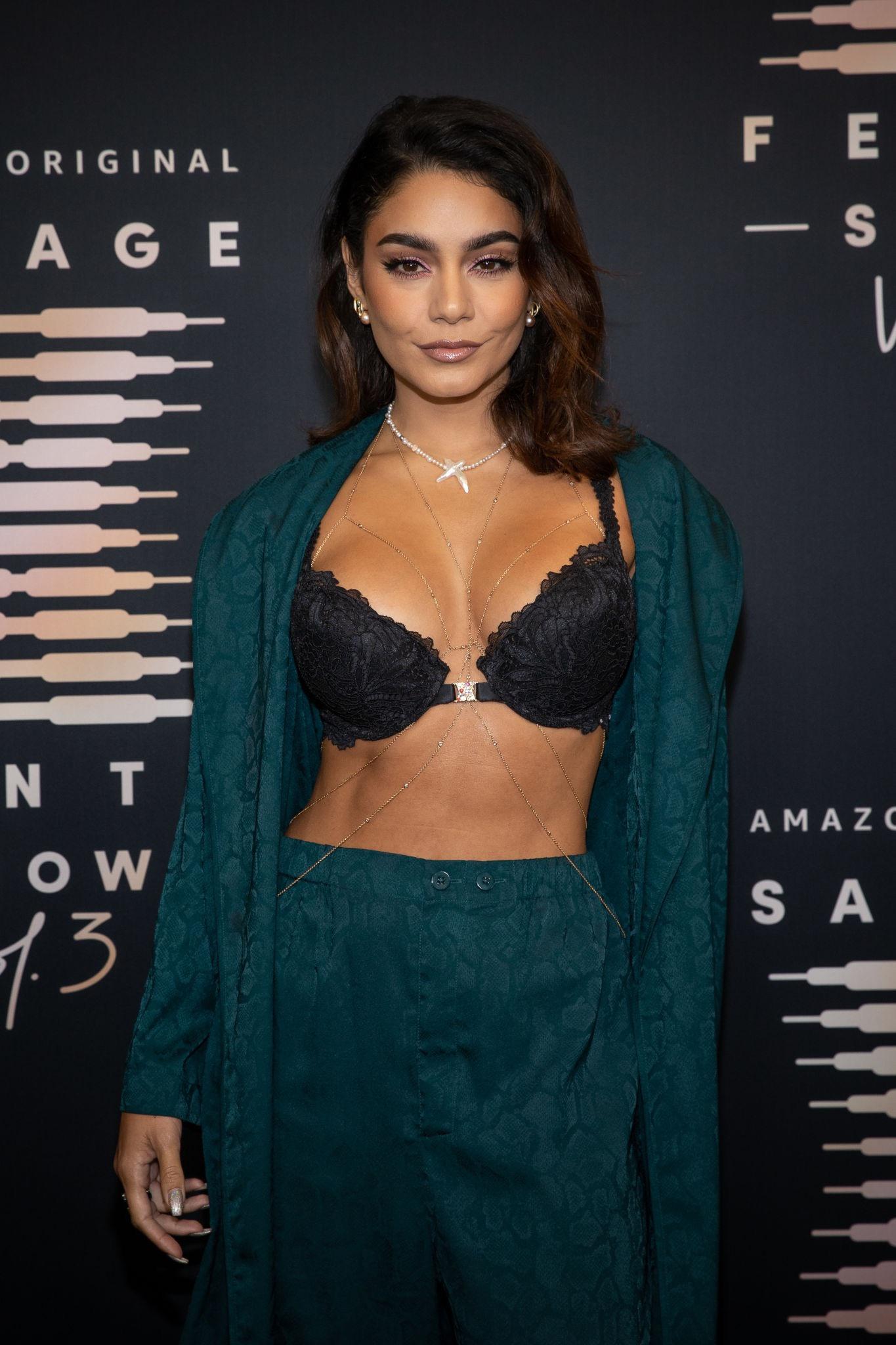 vanessa hudgens tight body drives me crazy 🤤 | Scrolller