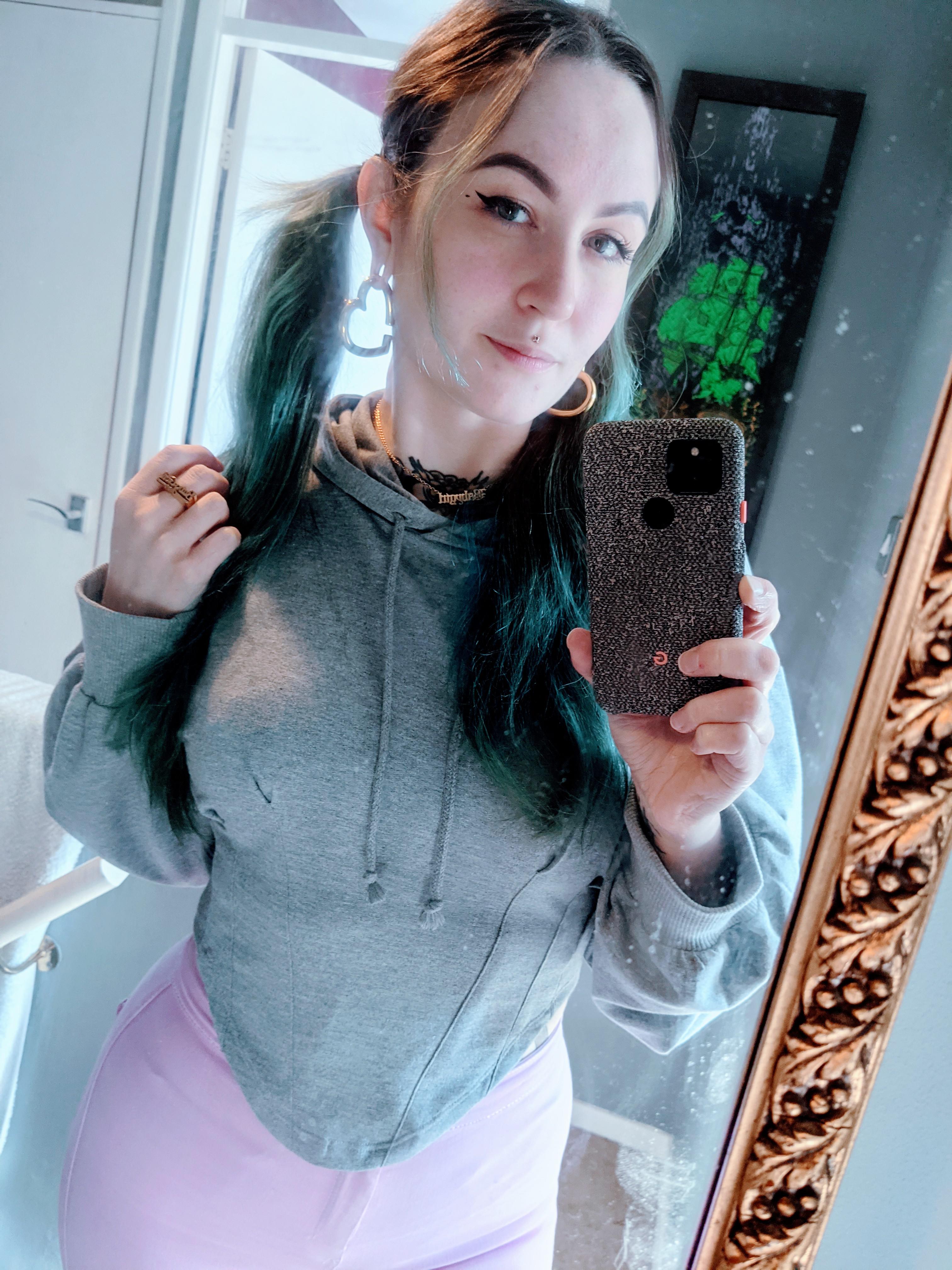 vanilla dolly sample 💕🧸🎠🍭🩹 | Scrolller