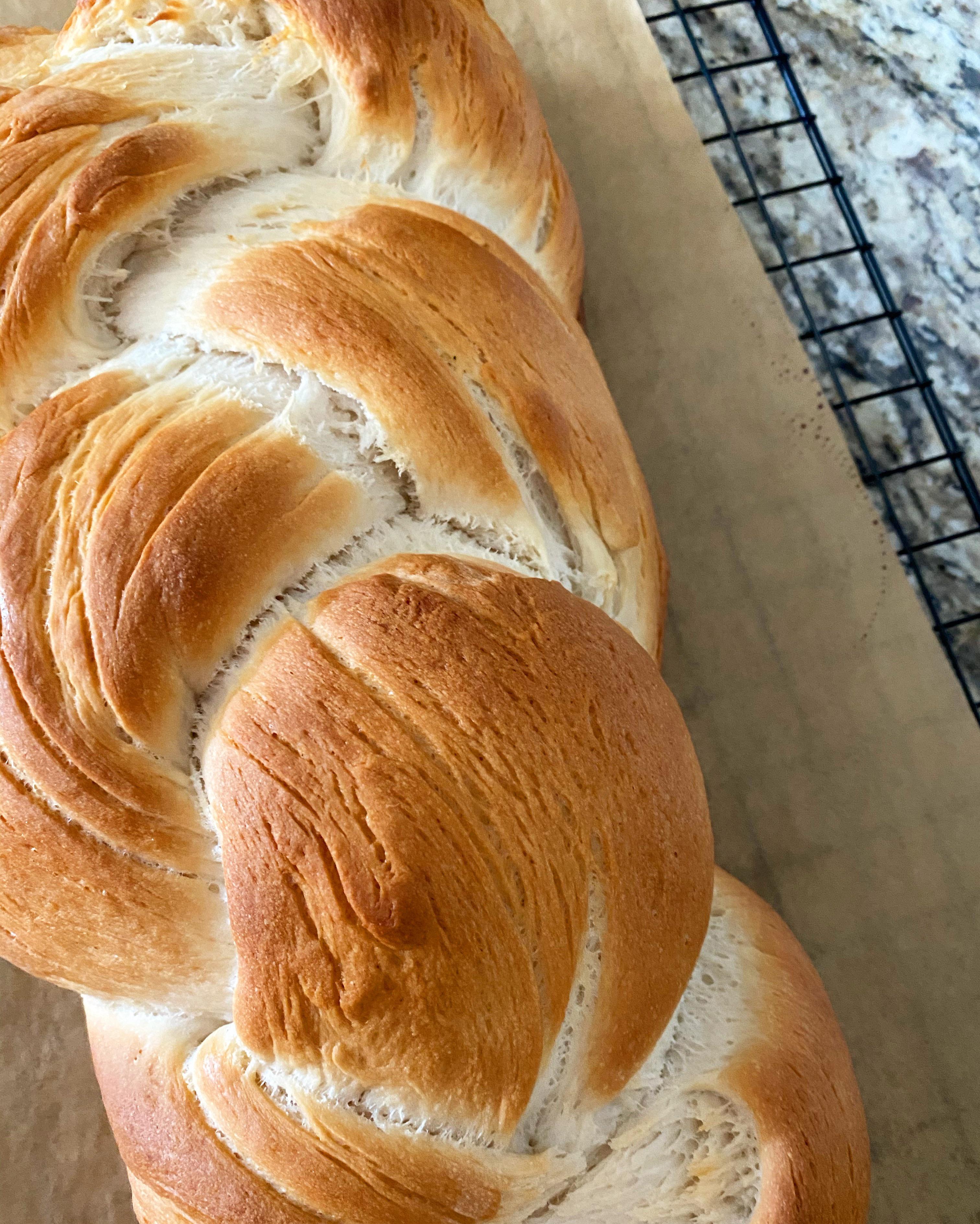 Vegan Challah Bread | Scrolller