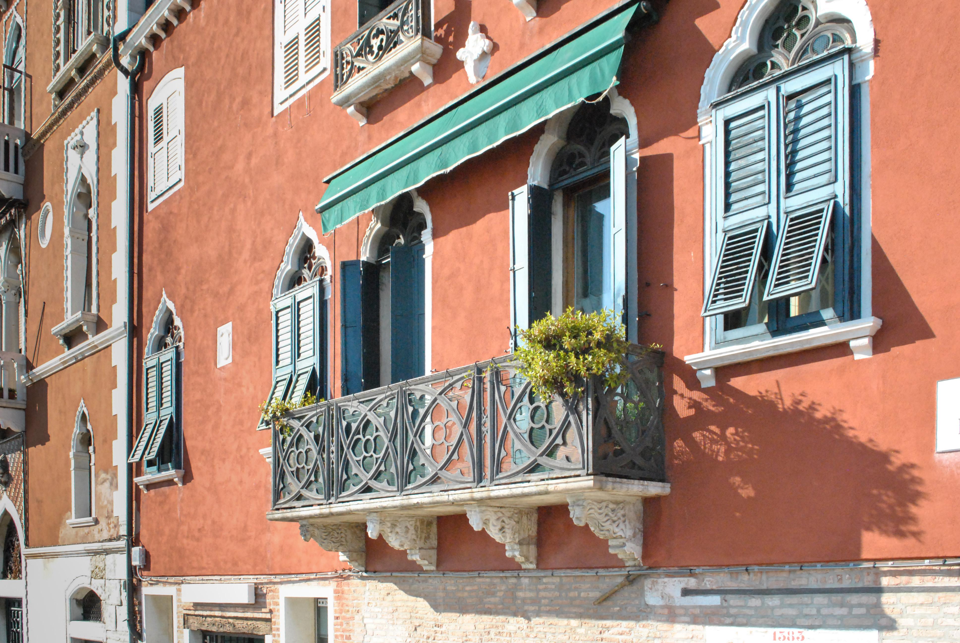 Venice ,Italy [OC] | Scrolller