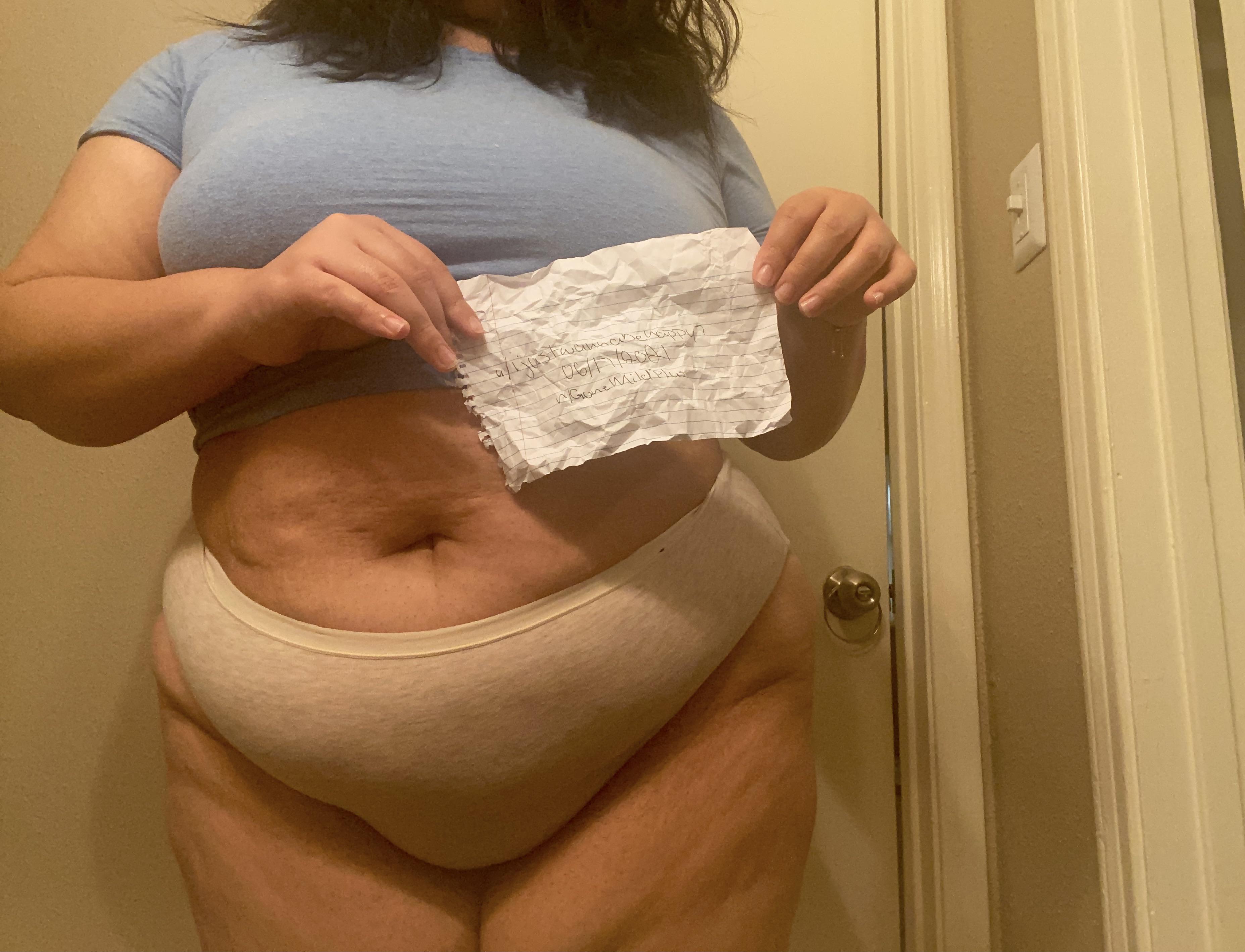 Verification, 25F (Zoom in on the paper lol) | Scrolller