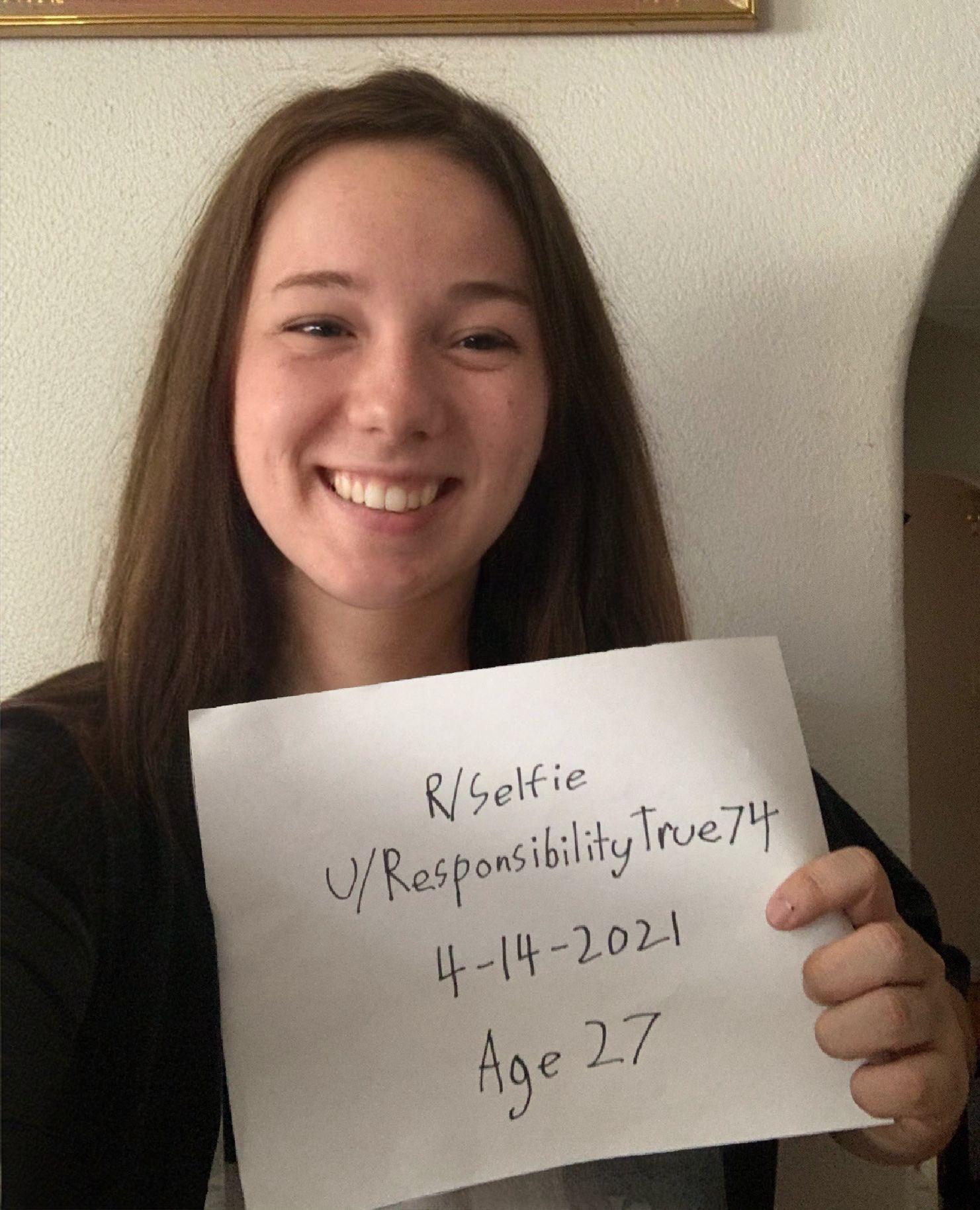 Verification Female 27 | Scrolller