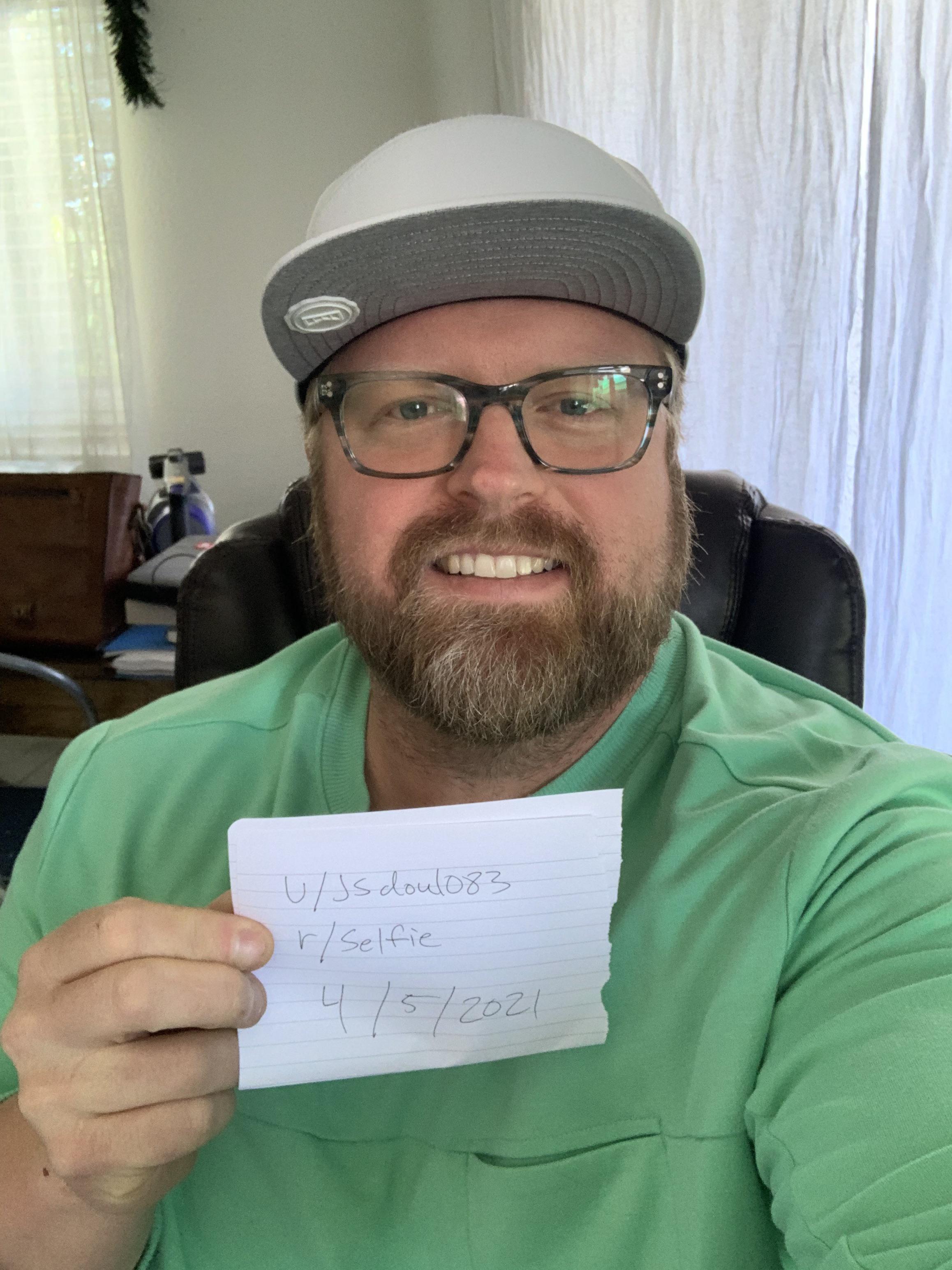 Verification (over 18) | Scrolller