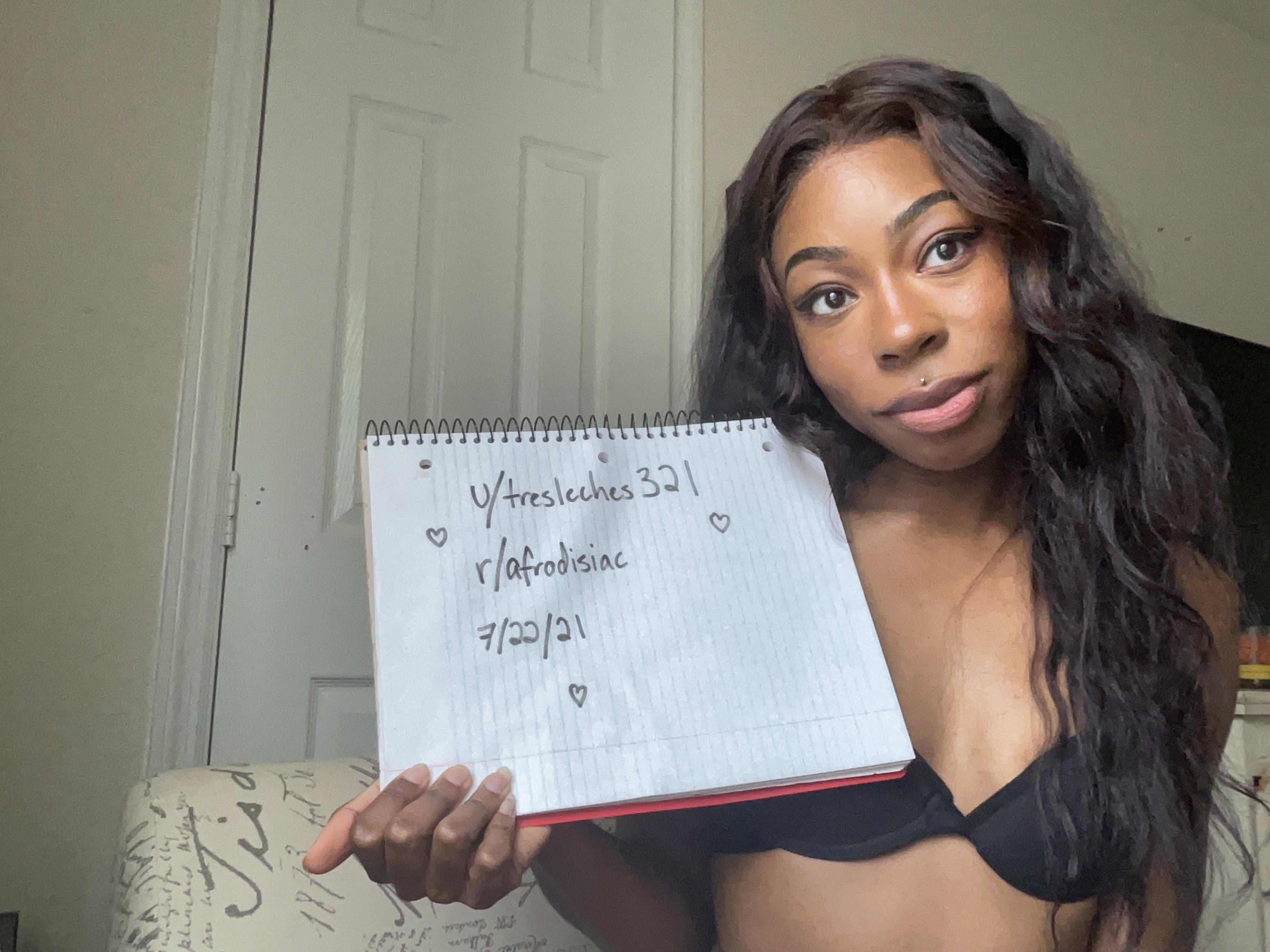 verify me :) | Scrolller