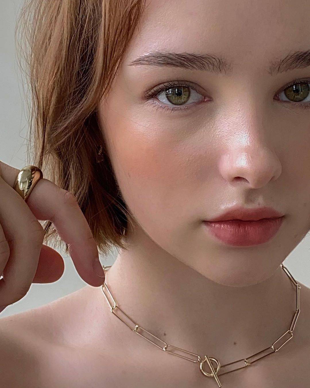 Very hot and beautiful girl | Scrolller