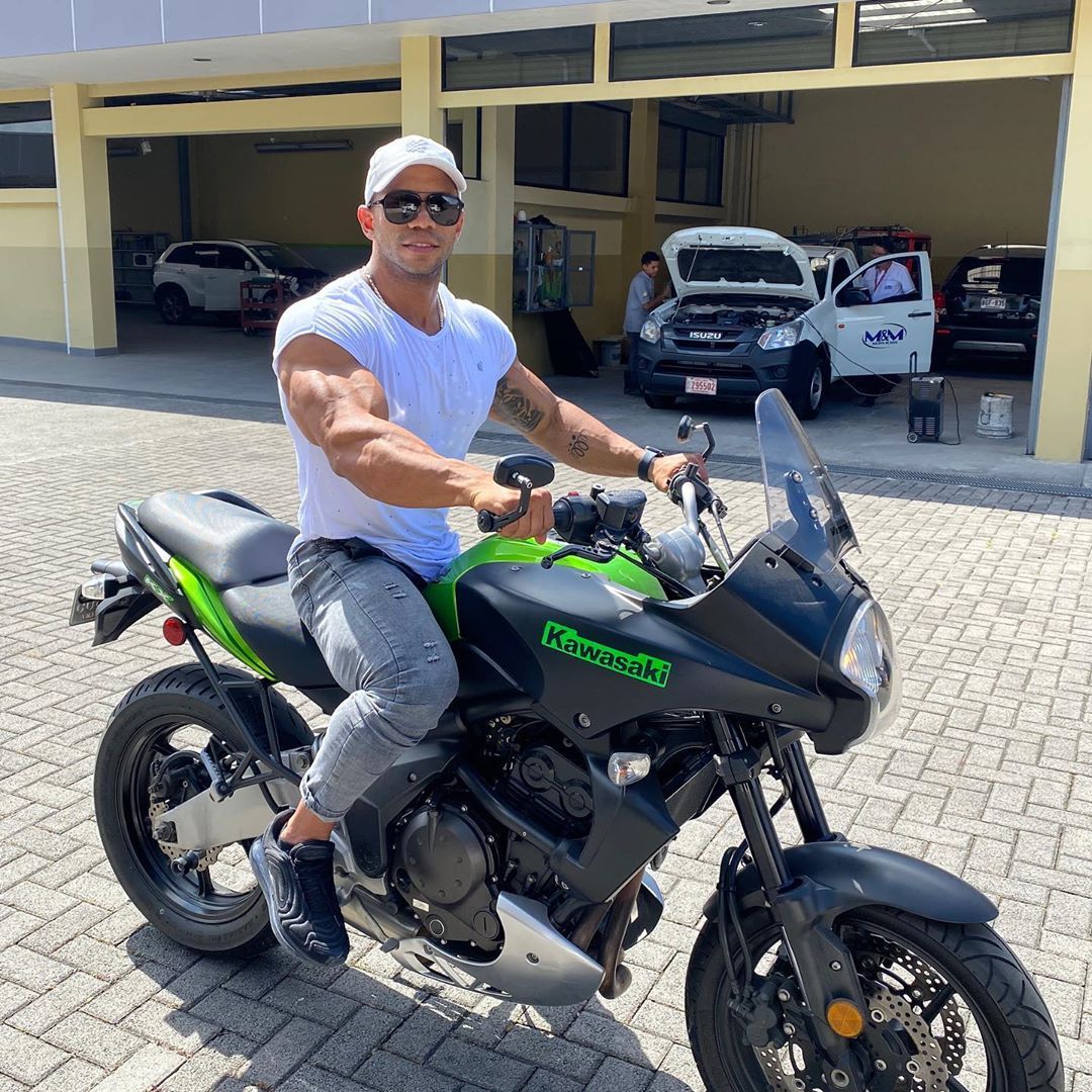 Victor Ramirez | Scrolller